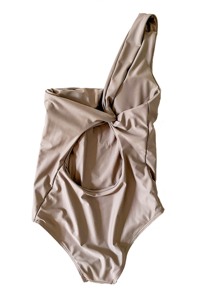 Maxine - Tan-Skinned Swimwear